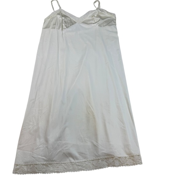 Vanity Fair | Intimates & Sleepwear | Vintage Vanity Fair Full Slip ...